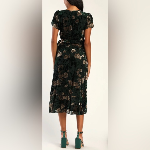 Chic Status | Dresses | Chic Status Emerald Green Floral Velvet Burnout ...